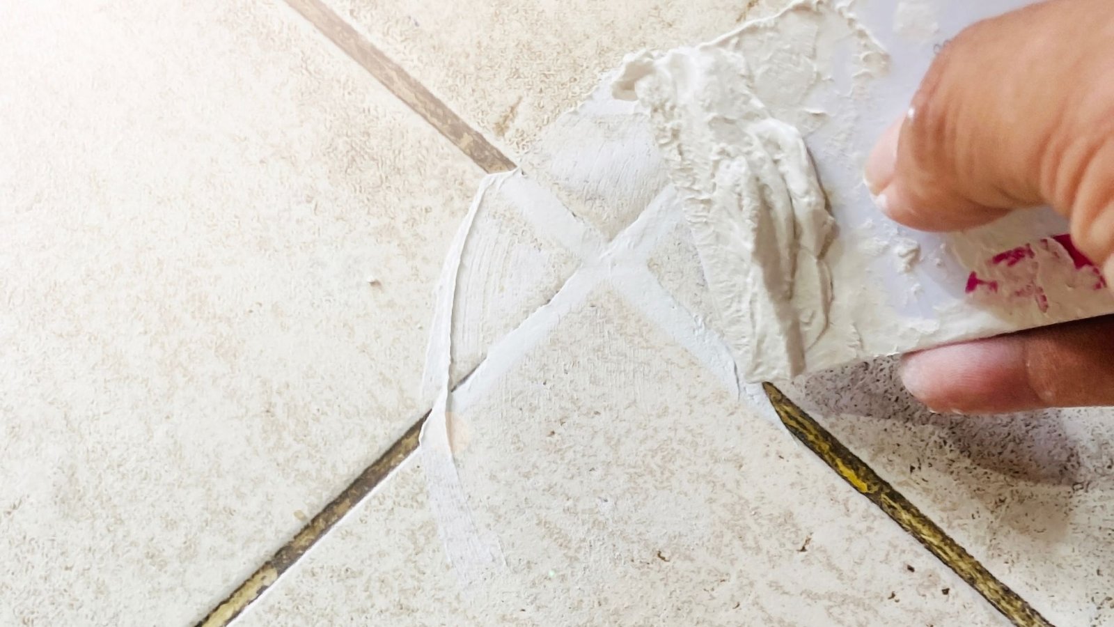 Choosing The Right Grout Colour For Your Tiles In NZ: A Complete Guide